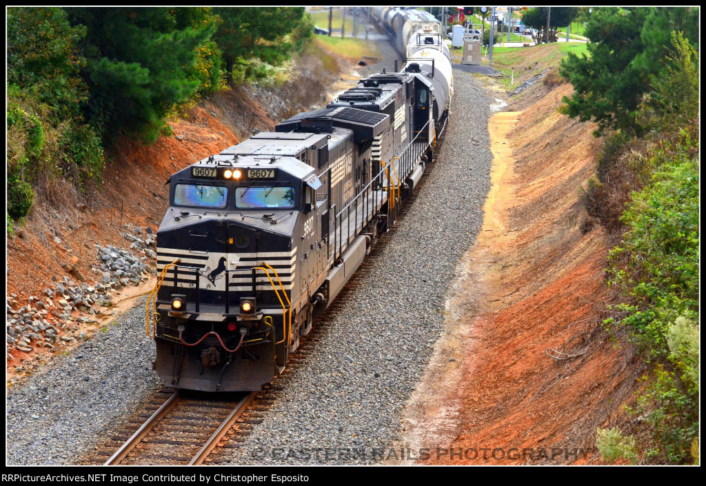 NS 9-40CW 9607 leads Linwood, NC bound manifest 156 up the R Line